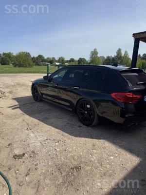 Melns BMW 540 2018 Rīga, ar dzinēja tilpumu 3.00 L un nobraukumu 165 tūkst. km par 5500 €, foto 4 vietnē AUTOMOTO.COM.LV