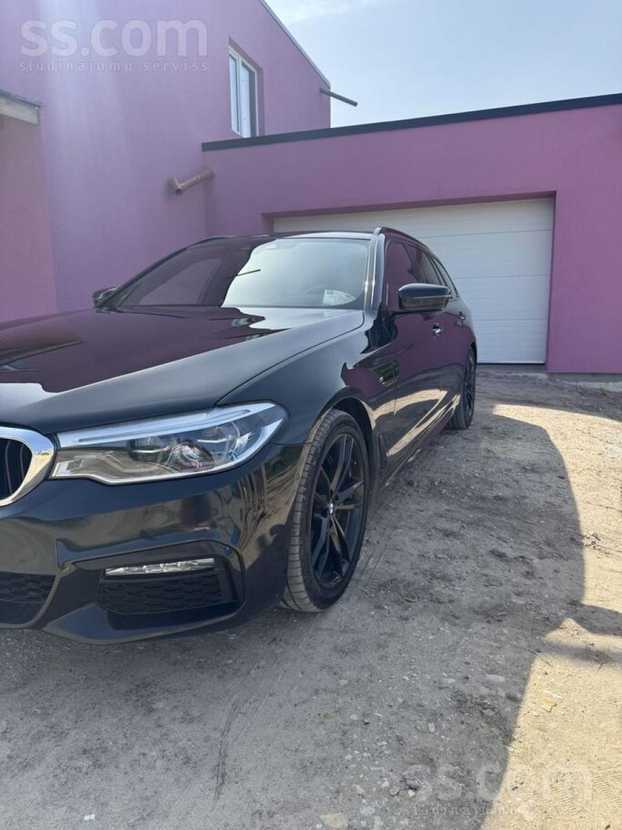 Melns BMW 540 2018 Rīga, ar dzinēja tilpumu 3.00 L un nobraukumu 165 tūkst. km par 5500 €, foto 5 vietnē AUTOMOTO.COM.LV