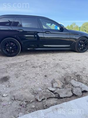 Melns BMW 540 2018 Rīga, ar dzinēja tilpumu 3.00 L un nobraukumu 165 tūkst. km par 5500 €, foto 7 vietnē AUTOMOTO.COM.LV