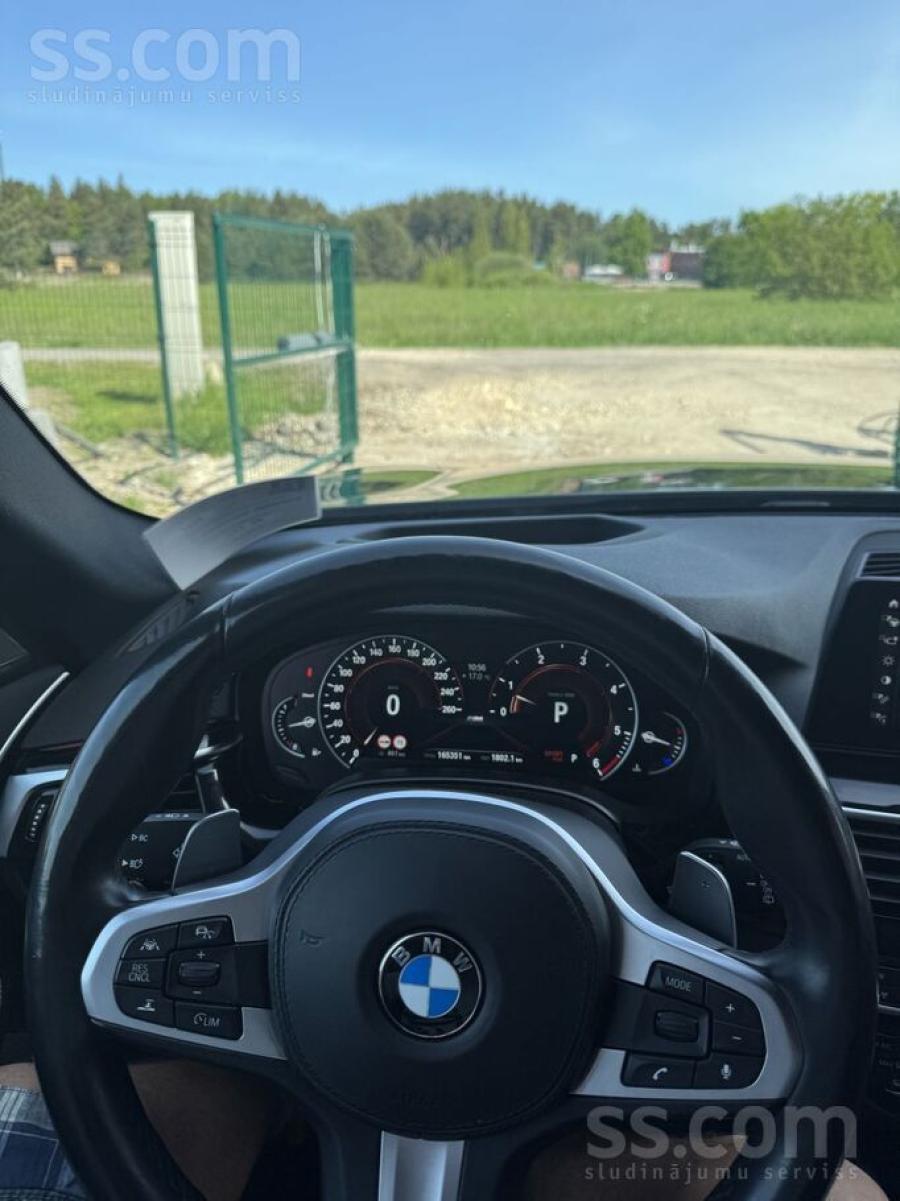 Melns BMW 540 2018 Rīga, ar dzinēja tilpumu 3.00 L un nobraukumu 165 tūkst. km par 5500 €, foto 13 vietnē AUTOMOTO.COM.LV