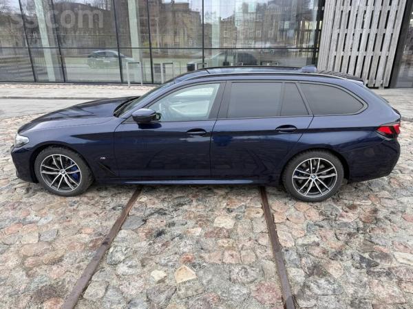 Melns BMW 540 2021 Rīga, ar dzinēja tilpumu 3.00 L un nobraukumu 168 tūkst. km par 24990 €, foto 4 vietnē AUTOMOTO.COM.LV
