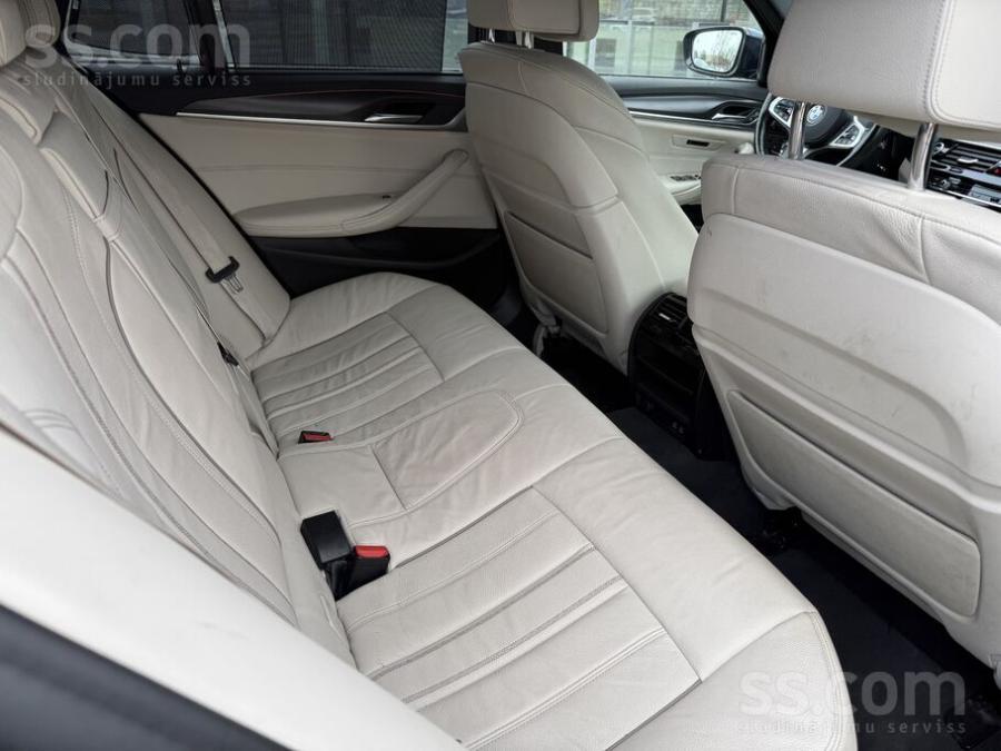 Melns BMW 540 2021 Rīga, ar dzinēja tilpumu 3.00 L un nobraukumu 168 tūkst. km par 24990 €, foto 22 vietnē AUTOMOTO.COM.LV