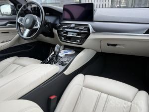 Melns BMW 540 2021 Rīga, ar dzinēja tilpumu 3.00 L un nobraukumu 168 tūkst. km par 24990 €, foto 23 vietnē AUTOMOTO.COM.LV