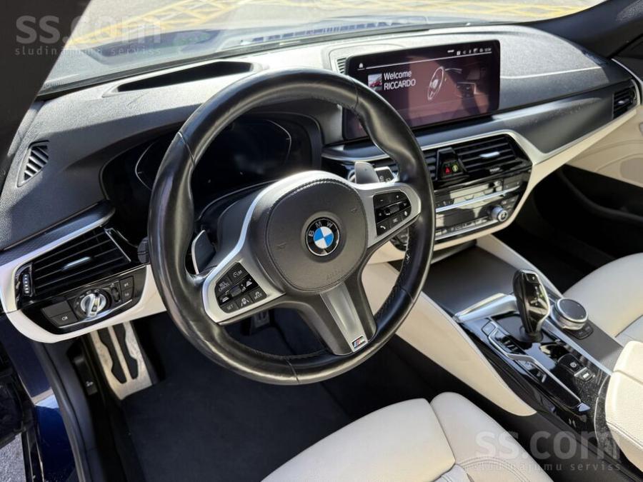 Melns BMW 540 2021 Rīga, ar dzinēja tilpumu 3.00 L un nobraukumu 168 tūkst. km par 24990 €, foto 25 vietnē AUTOMOTO.COM.LV