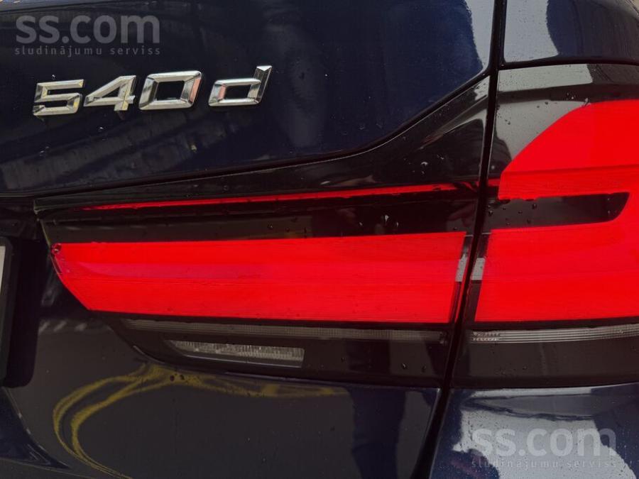 Melns BMW 540 2021 Rīga, ar dzinēja tilpumu 3.00 L un nobraukumu 168 tūkst. km par 24990 €, foto 28 vietnē AUTOMOTO.COM.LV