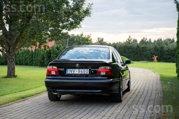 Black BMW 540 1996 in Riga, with an engine capacity of 4.40 L and mileage of 300 thousand km for 6450 €, photo 4 on AUTOMOTO.COM.LV