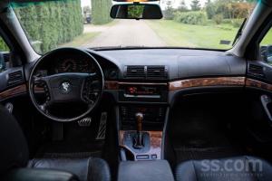 Black BMW 540 1996 in Riga, with an engine capacity of 4.40 L and mileage of 300 thousand km for 6450 €, photo 15 on AUTOMOTO.COM.LV