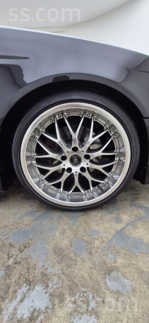 Melns BMW 540 1998 Daugavpils, ar dzinēja tilpumu 4.40 L un nobraukumu 77 tūkst. km par 24000 €, foto 11 vietnē AUTOMOTO.COM.LV