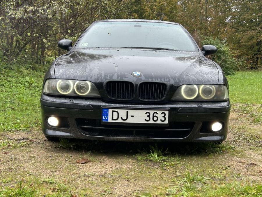 Black BMW 540 1999 in Riga, with an engine capacity of 4.40 L and mileage of 280 thousand km for 5200 €, photo 1 on AUTOMOTO.COM.LV