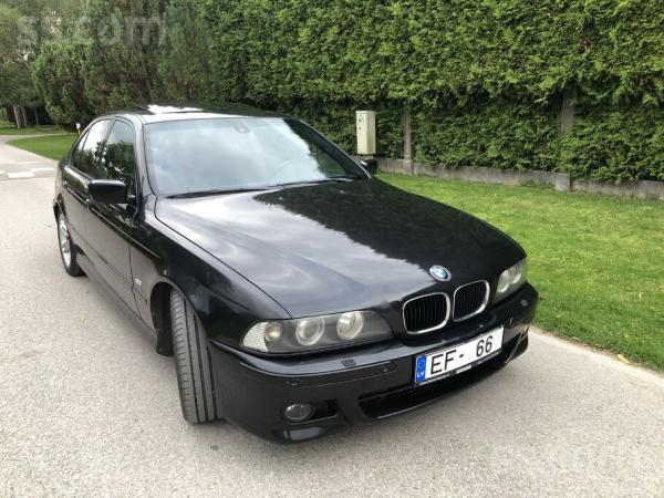 Melns BMW 540 2000 Jūrmala, ar dzinēja tilpumu 4.40 L un nobraukumu 295 tūkst. km par 17500 €, foto 6 vietnē AUTOMOTO.COM.LV