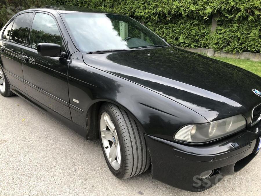 Black BMW 540 2000 in Jurmala, with an engine capacity of 4.40 L and mileage of 295 thousand km for 17500 €, photo 8 on AUTOMOTO.COM.LV