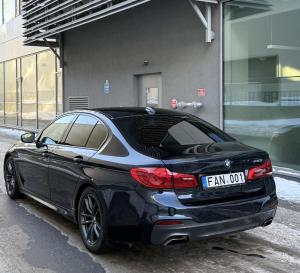 Black BMW 540 2017 in Vilnius, with an engine capacity of 3.00 L and mileage of 216 thousand km for 28000 €, photo 5 on AUTOMOTO.COM.LV