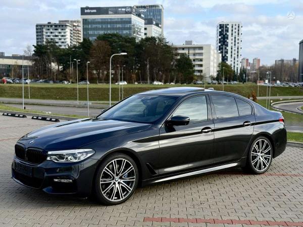 Black BMW 540 2017 in Vilnius, with an engine capacity of 3.00 L and mileage of 160 thousand km for 26950 €, photo 2 on AUTOMOTO.COM.LV