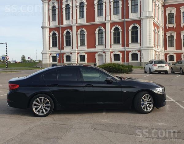 Black BMW 540 2017 in Jelgava, with an engine capacity of 3.00 L and mileage of 243 thousand km for 19750 €, photo 2 on AUTOMOTO.COM.LV