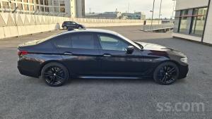 Melns BMW 540 2017 Rīga, ar dzinēja tilpumu 3.00 L un nobraukumu 50 tūkst. km par 29700 €, foto 4 vietnē AUTOMOTO.COM.LV