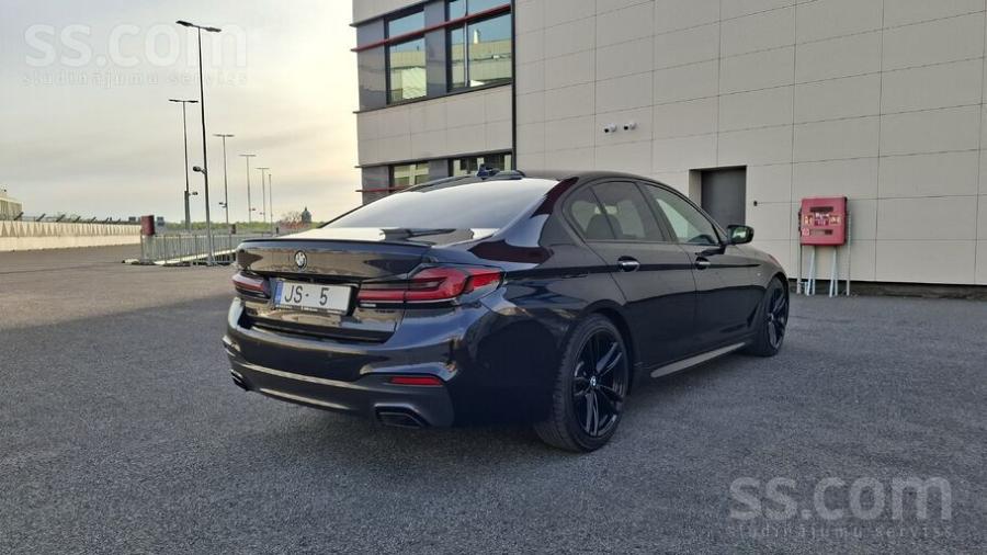 Melns BMW 540 2017 Rīga, ar dzinēja tilpumu 3.00 L un nobraukumu 50 tūkst. km par 29700 €, foto 5 vietnē AUTOMOTO.COM.LV