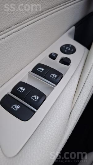 Melns BMW 540 2017 Rīga, ar dzinēja tilpumu 3.00 L un nobraukumu 50 tūkst. km par 29700 €, foto 12 vietnē AUTOMOTO.COM.LV