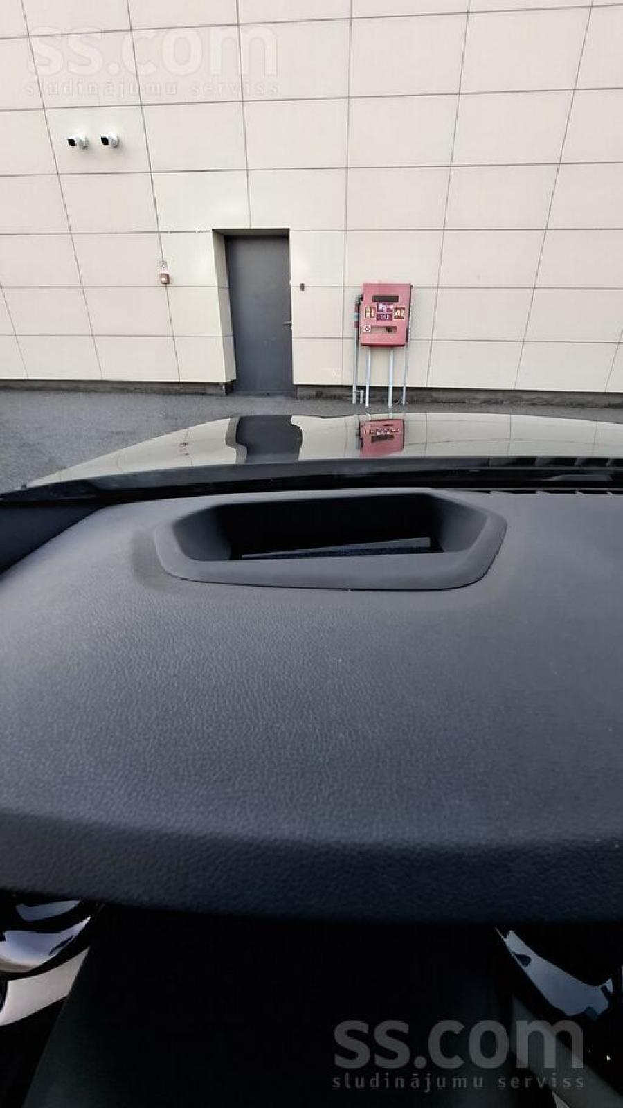 Melns BMW 540 2017 Rīga, ar dzinēja tilpumu 3.00 L un nobraukumu 50 tūkst. km par 29700 €, foto 15 vietnē AUTOMOTO.COM.LV