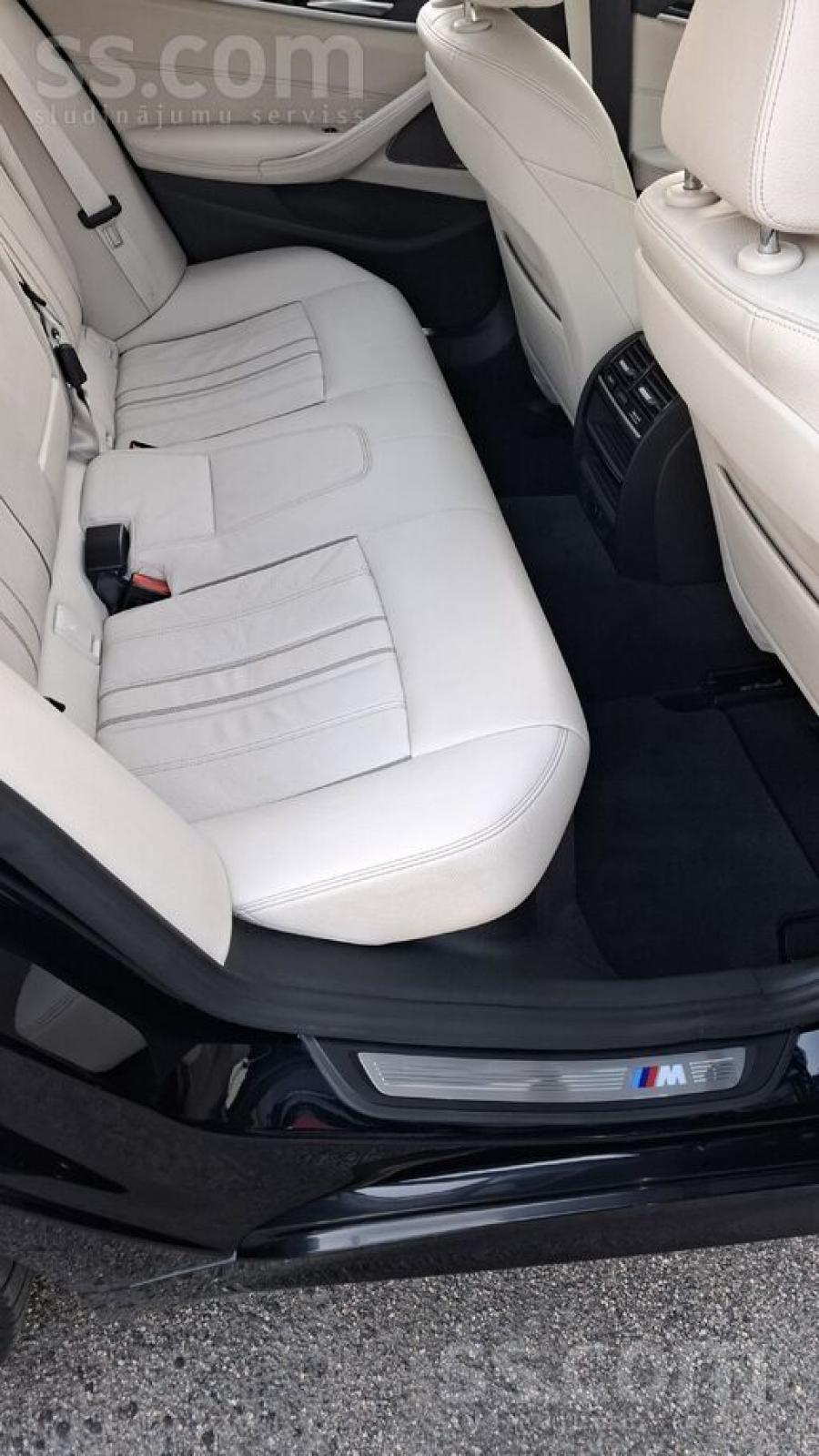 Melns BMW 540 2017 Rīga, ar dzinēja tilpumu 3.00 L un nobraukumu 50 tūkst. km par 29700 €, foto 16 vietnē AUTOMOTO.COM.LV