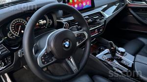 Black BMW 540 2017 in Riga, with an engine capacity of 3.00 L and mileage of 130 thousand km for 33500 €, photo 8 on AUTOMOTO.COM.LV