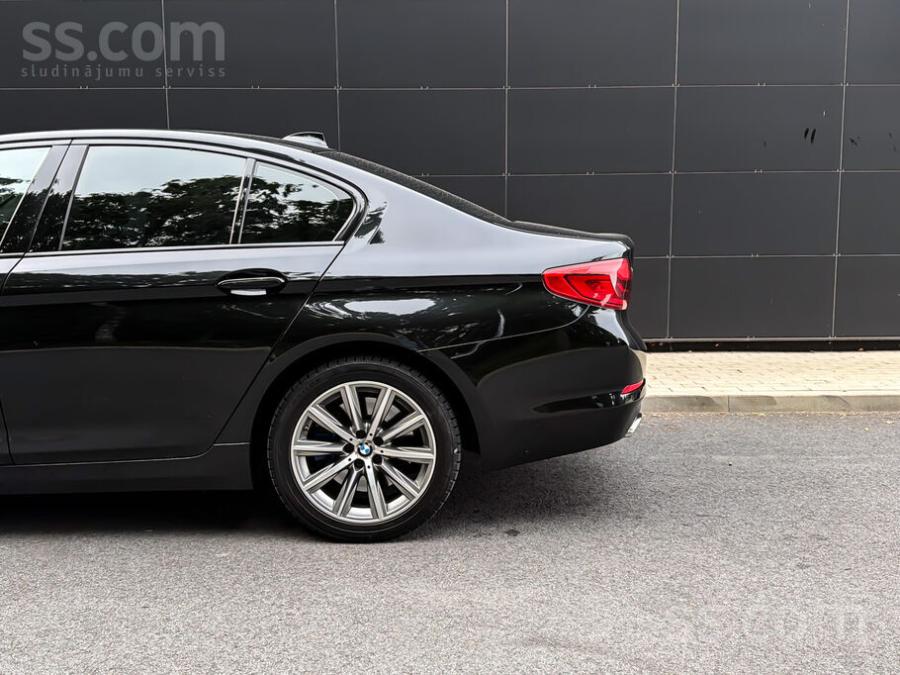 Melns BMW 540 2017 Jelgava, ar dzinēja tilpumu 3.00 L un nobraukumu 259 tūkst. km par 18600 €, foto 11 vietnē AUTOMOTO.COM.LV