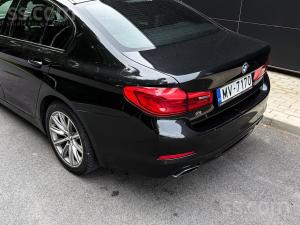 Melns BMW 540 2017 Jelgava, ar dzinēja tilpumu 3.00 L un nobraukumu 259 tūkst. km par 18600 €, foto 12 vietnē AUTOMOTO.COM.LV