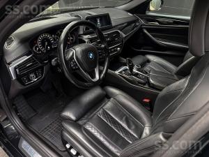 Melns BMW 540 2017 Jelgava, ar dzinēja tilpumu 3.00 L un nobraukumu 259 tūkst. km par 18600 €, foto 15 vietnē AUTOMOTO.COM.LV