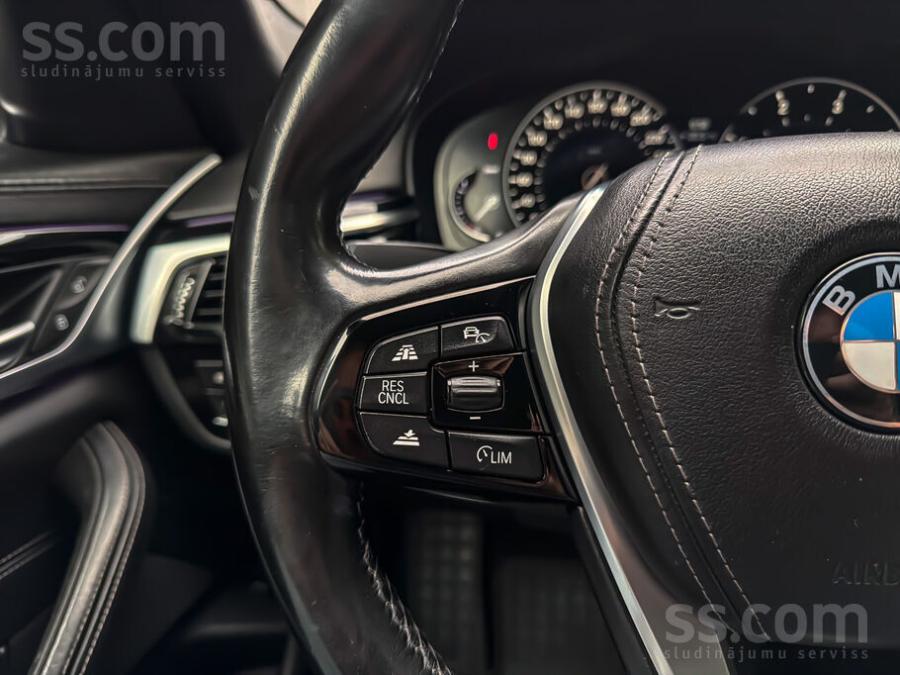 Melns BMW 540 2017 Jelgava, ar dzinēja tilpumu 3.00 L un nobraukumu 259 tūkst. km par 18600 €, foto 23 vietnē AUTOMOTO.COM.LV