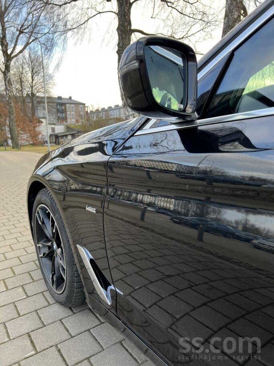 Melns BMW 540 2018 Rīga, ar dzinēja tilpumu 3.00 L un nobraukumu 83 tūkst. km par 22500 €, foto 14 vietnē AUTOMOTO.COM.LV