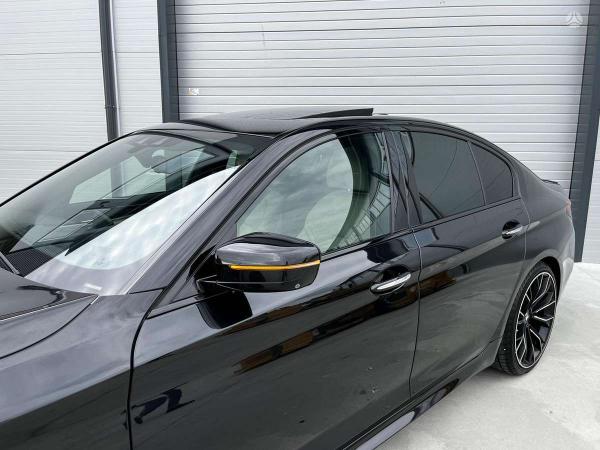 Melns BMW 540 2018 Viļņa, ar dzinēja tilpumu 3.00 L un nobraukumu 145 tūkst. km par 32650 €, foto 5 vietnē AUTOMOTO.COM.LV