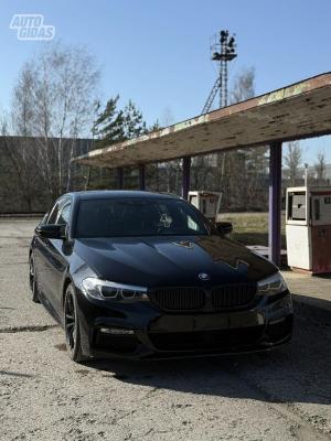 Melns BMW 540 2018 Viļņa, ar dzinēja tilpumu 3.00 L un nobraukumu 181 tūkst. km par 28500 €, foto  vietnē AUTOMOTO.COM.LV