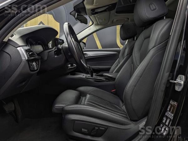 Черный БМВ 540 2018 в Тукумс, объемом двигателя 3.00 л и пробегом 141 тыс. км за 28800 €, фото 6 на AUTOMOTO.COM.LV