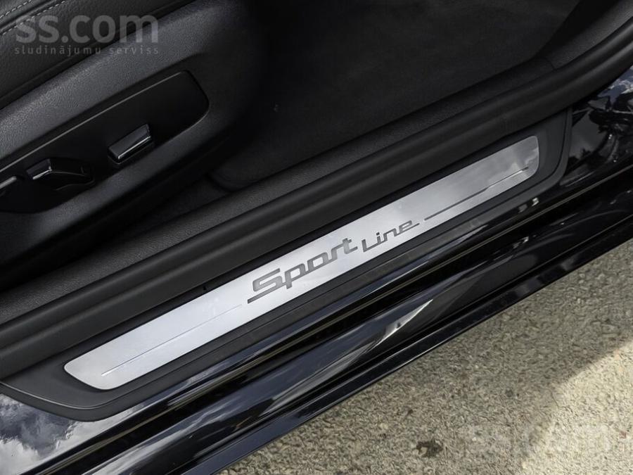 Black BMW 540 2018 in Tukums, with an engine capacity of 3.00 L and mileage of 141 thousand km for 28800 €, photo 29 on AUTOMOTO.COM.LV
