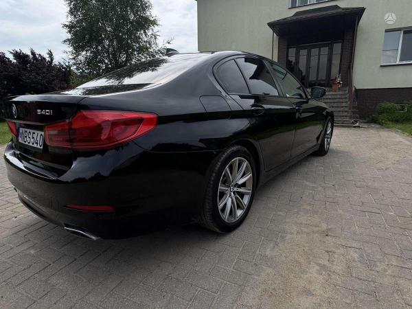Black BMW 540 2018 in Vilnius, with an engine capacity of 3.00 L and mileage of 134 thousand km for 24900 €, photo 2 on AUTOMOTO.COM.LV