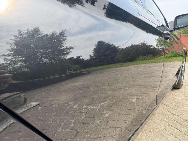 Black BMW 540 2018 in Vilnius, with an engine capacity of 3.00 L and mileage of 134 thousand km for 24900 €, photo 6 on AUTOMOTO.COM.LV