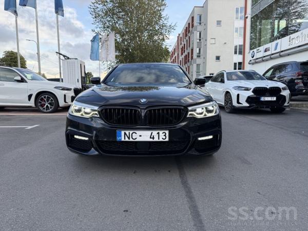 Melns BMW 540 2018 Rīga, ar dzinēja tilpumu 3.00 L un nobraukumu 134 tūkst. km par 35990 €, foto 4 vietnē AUTOMOTO.COM.LV