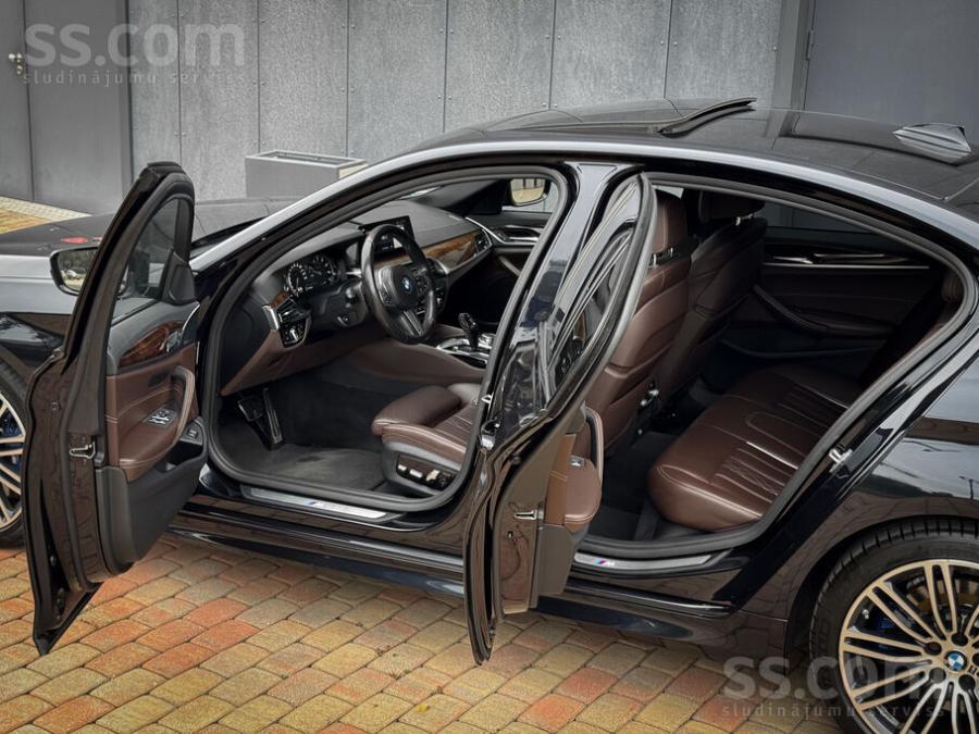 Melns BMW 540 2018 Rīga, ar dzinēja tilpumu 3.00 L un nobraukumu 175 tūkst. km par 29800 €, foto 14 vietnē AUTOMOTO.COM.LV