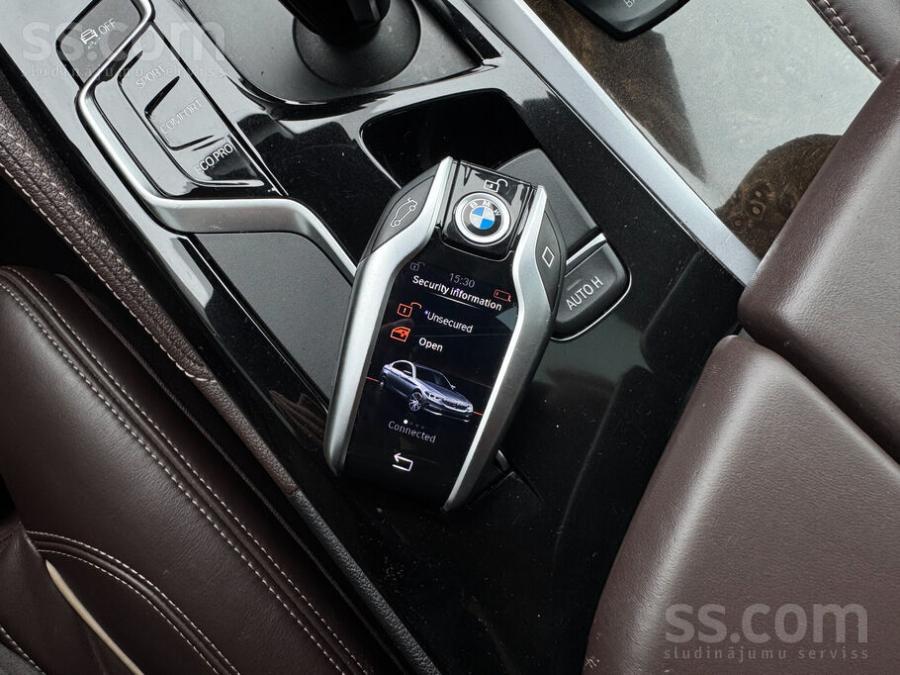 Melns BMW 540 2018 Rīga, ar dzinēja tilpumu 3.00 L un nobraukumu 175 tūkst. km par 29800 €, foto 22 vietnē AUTOMOTO.COM.LV