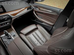 Melns BMW 540 2018 Rīga, ar dzinēja tilpumu 3.00 L un nobraukumu 175 tūkst. km par 29800 €, foto 26 vietnē AUTOMOTO.COM.LV