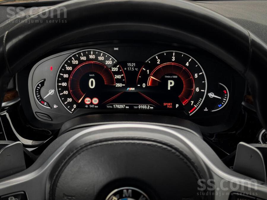 Melns BMW 540 2018 Rīga, ar dzinēja tilpumu 3.00 L un nobraukumu 175 tūkst. km par 29800 €, foto 30 vietnē AUTOMOTO.COM.LV