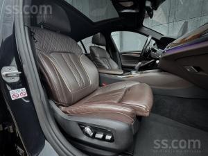 Melns BMW 540 2018 Rīga, ar dzinēja tilpumu 3.00 L un nobraukumu 175 tūkst. km par 29800 €, foto 32 vietnē AUTOMOTO.COM.LV
