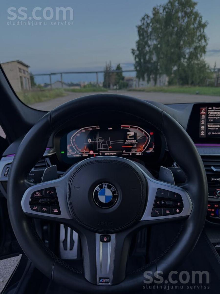 Black BMW 540 2019 in Rezekne, with an engine capacity of 3.00 L and mileage of 186 thousand km for 34000 €, photo 13 on AUTOMOTO.COM.LV
