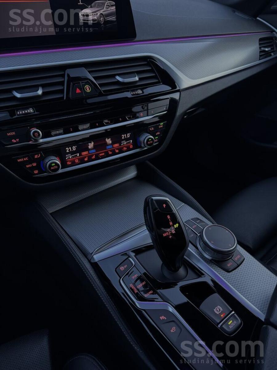 Black BMW 540 2019 in Rezekne, with an engine capacity of 3.00 L and mileage of 186 thousand km for 34000 €, photo 19 on AUTOMOTO.COM.LV