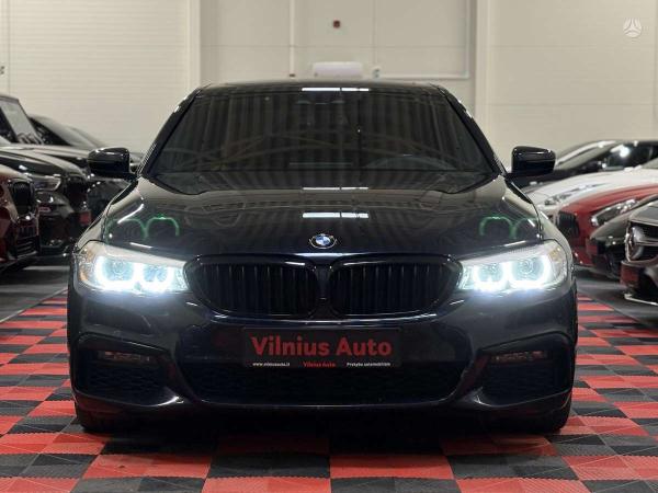 Melns BMW 540 2019 Viļņa, ar dzinēja tilpumu 3.00 L un nobraukumu 150 tūkst. km par 27990 €, foto 3 vietnē AUTOMOTO.COM.LV