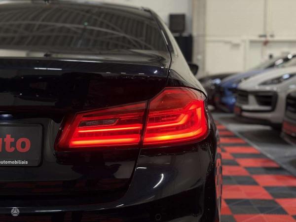 Melns BMW 540 2019 Viļņa, ar dzinēja tilpumu 3.00 L un nobraukumu 150 tūkst. km par 27990 €, foto 9 vietnē AUTOMOTO.COM.LV