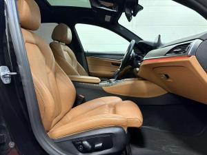 Melns BMW 540 2019 Viļņa, ar dzinēja tilpumu 3.00 L un nobraukumu 150 tūkst. km par 27990 €, foto 19 vietnē AUTOMOTO.COM.LV