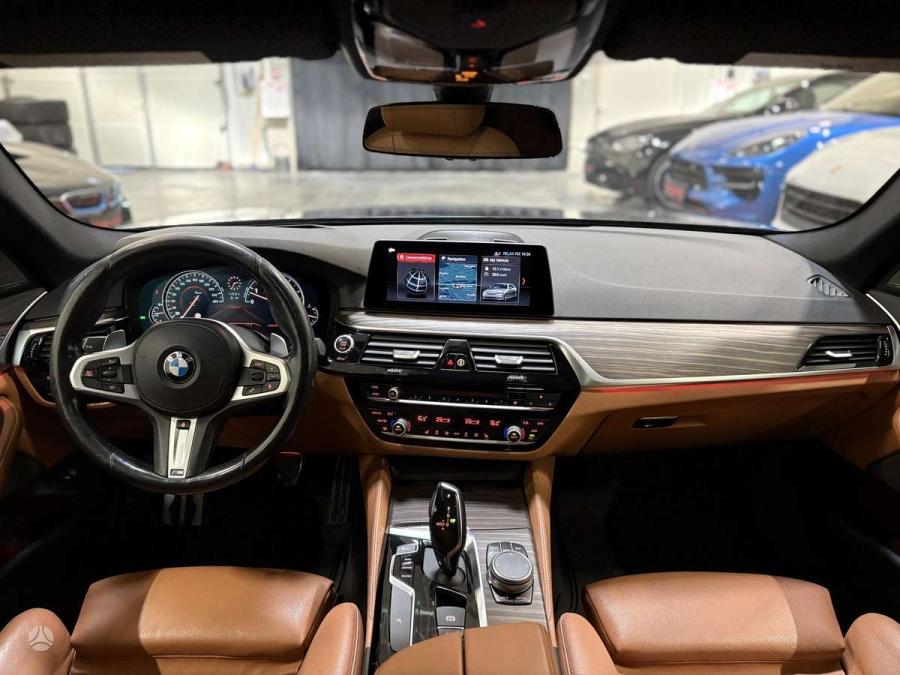 Melns BMW 540 2019 Viļņa, ar dzinēja tilpumu 3.00 L un nobraukumu 150 tūkst. km par 27990 €, foto 20 vietnē AUTOMOTO.COM.LV