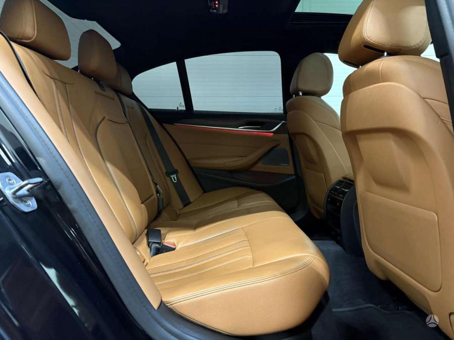 Melns BMW 540 2019 Viļņa, ar dzinēja tilpumu 3.00 L un nobraukumu 150 tūkst. km par 27990 €, foto 33 vietnē AUTOMOTO.COM.LV