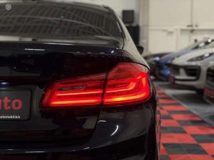 Melns BMW 540 2019 Viļņa, ar dzinēja tilpumu 3.00 L un nobraukumu 150 tūkst. km par 26990 €, foto 9 vietnē AUTOMOTO.COM.LV