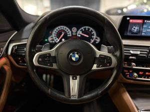 Melns BMW 540 2019 Viļņa, ar dzinēja tilpumu 3.00 L un nobraukumu 150 tūkst. km par 26990 €, foto 22 vietnē AUTOMOTO.COM.LV